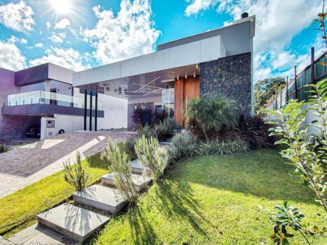 CASA TÉRREA NO ALPHAVILLE PORTO AQLEGRE