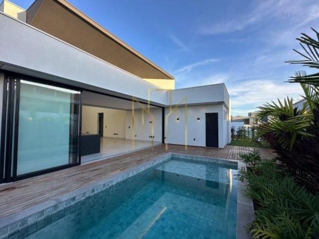 Casa em condomínio em Alphaville 1, Uberlândia