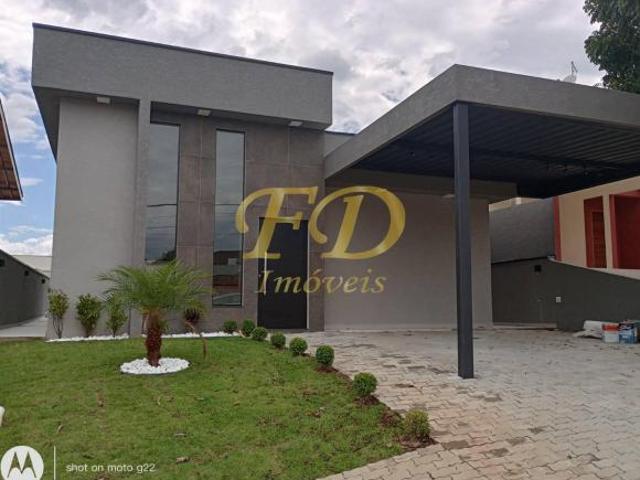 Casa em Condomínio em Atibaia