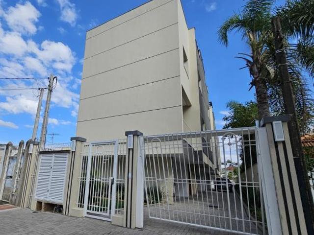 Casa em Condomínio em Glória