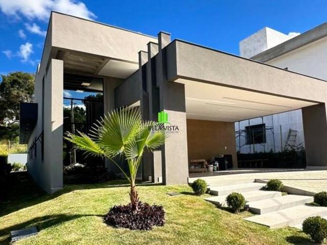 Casa em condomínio em Gran Royalle com 225.00 m², 4 quarto s, 2 suíte s, 4 vaga s