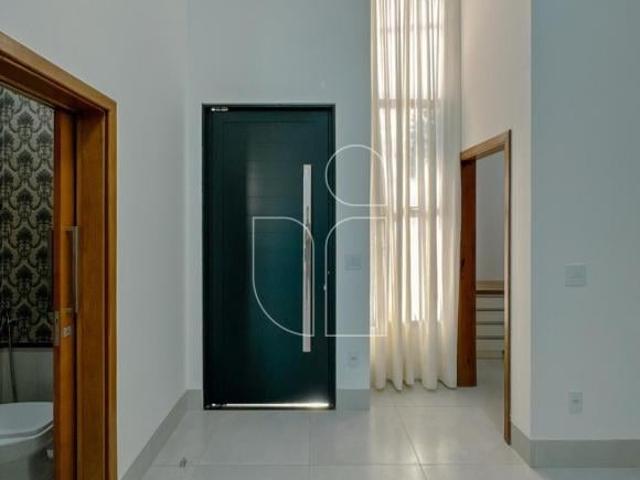 Casa em Condomínio em Esmeralda Residence II Marília, SP
