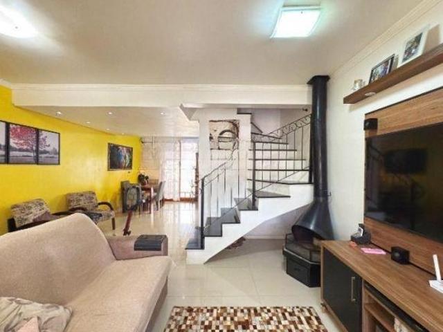 Casa em Condomínio em Hípica
