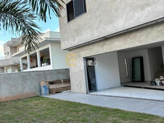 Casa em Condomínio em Itupeva 3 suítes, 4 vagas, lazer completo