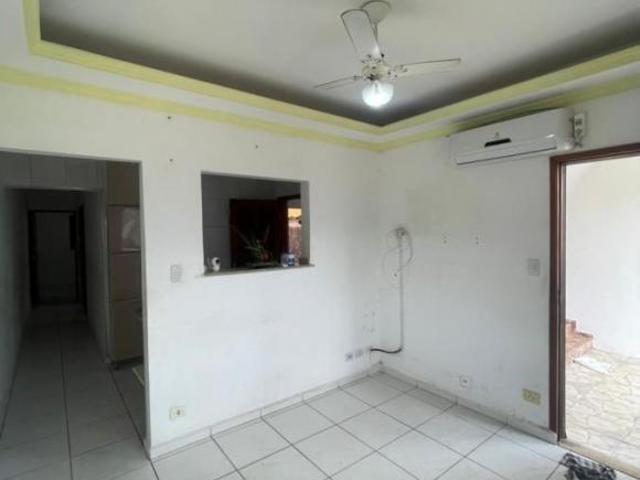Casa em Condomínio em Itanhaém, Belas Artes, 2 dormitórios, 1 banheiro, 1 vaga
