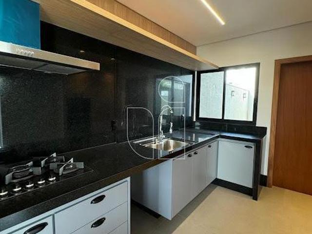 Casa em Condomínio em Jardim América Marília, SP