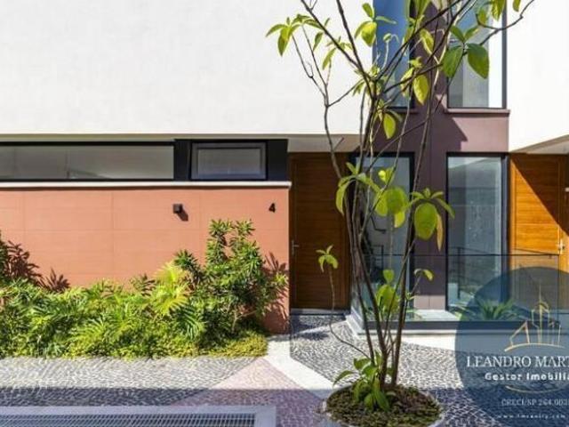 Casa em condomínio à venda, 4 dormitórios e 390 m², Jardim Cordeiro São Paulo