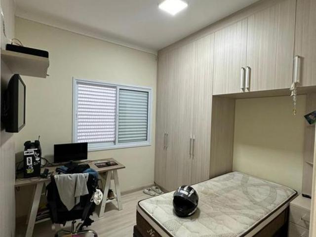 Casa em condomínio em Jardim Santa Mônica I
