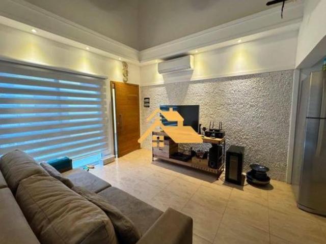 Casa em Condomínio em Juquehy | 2 Dormitórios | Venda e Locação Anual | Varanda com Churrasqueira |