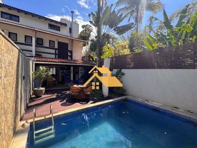 Casa em Condomínio em Juquehy com 4 Dormitórios 3 Suítes, Piscina Privativa, Varanda Gourmet e Esc