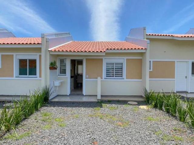 Casa em Condomínio em Morada do Vale II