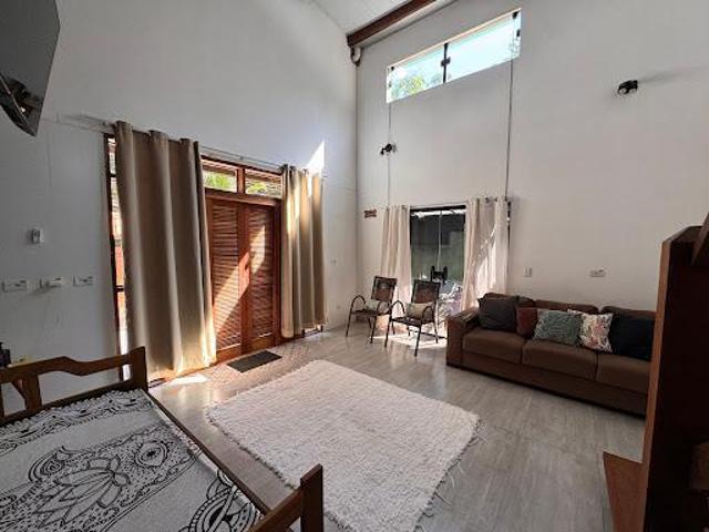 Casa em condomínio em Maresias – 2 dormitórios | Rua tranquila | Não financiável