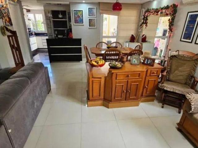 Casa em Condomínio em Mário Quintana