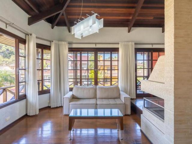 Casa em condomínio em Santa Felicidade ARYA1