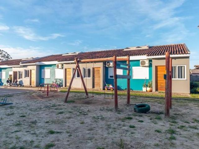 Casa em Condomínio em Ponta Grossa