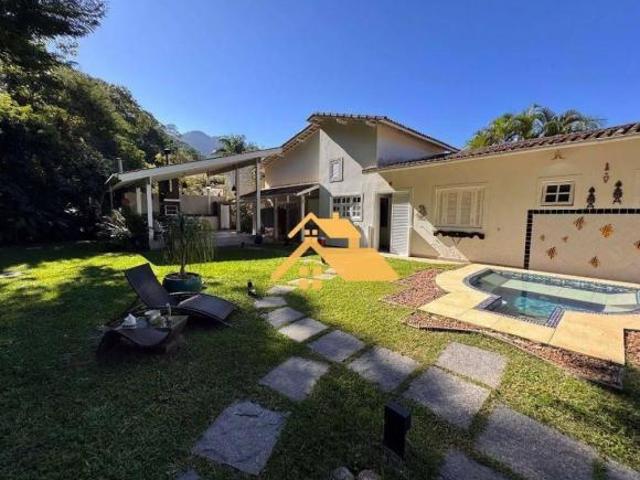 Casa em Condomínio em Paúba | 3 Suítes | 300m da Praia | Jacuzzi | Jardim Privativo Casa à Venda –
