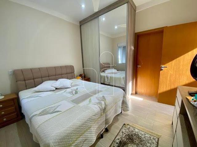 Casa em Condomínio em Parque das Esmeraldas II Marília, SP