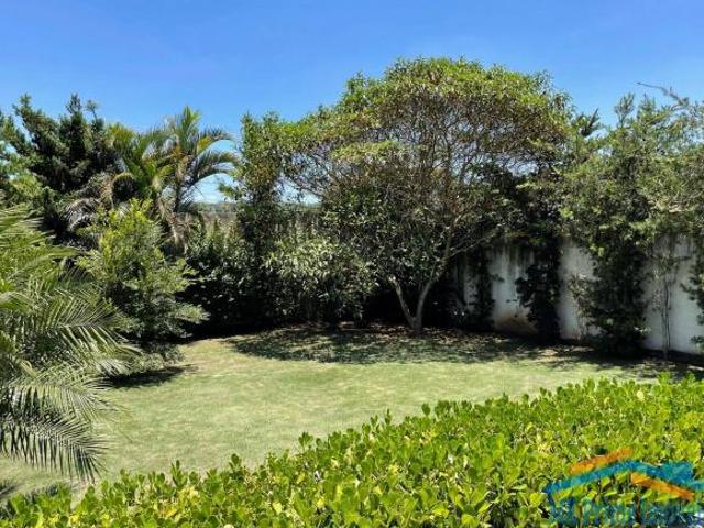 AMPLITUDE E CONFORTO: CASA NO PARQUE DOM HENRIQUE III