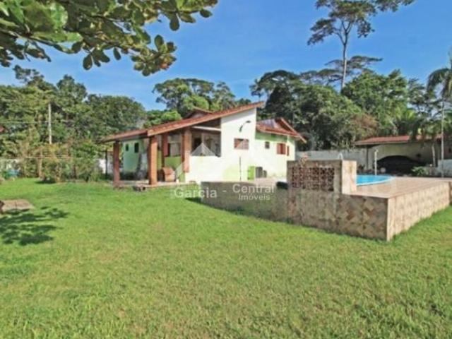 Casa em condomínio em Peruíbe