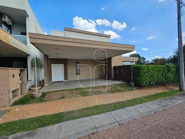 Casa em Condomínio em Residencial Costa do Ipê Marília, SP