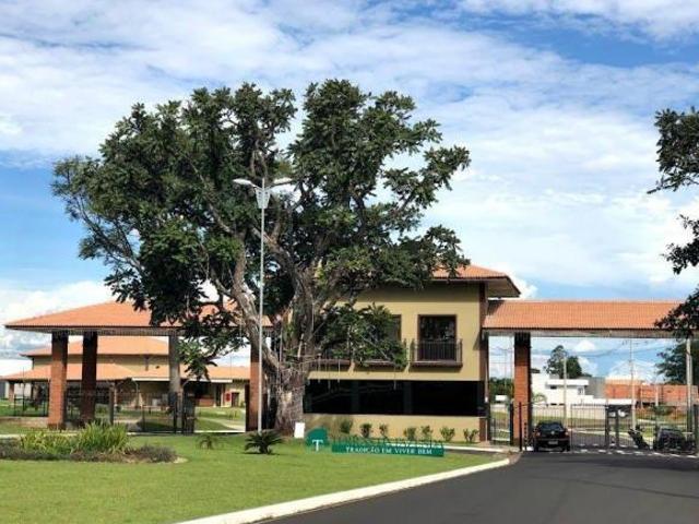 Casa em Condomínio em Residencial Terras da Fazenda Marília, SP