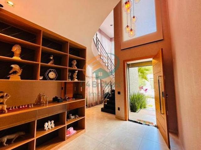 Casa em Condomínio em Rio Abaixo Atibaia