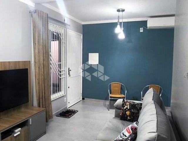 Casa em Condomínio em Rio Branco, Canoas