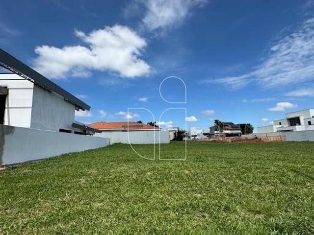Casa em Condomínio em Terras da Fazenda Marília, SP