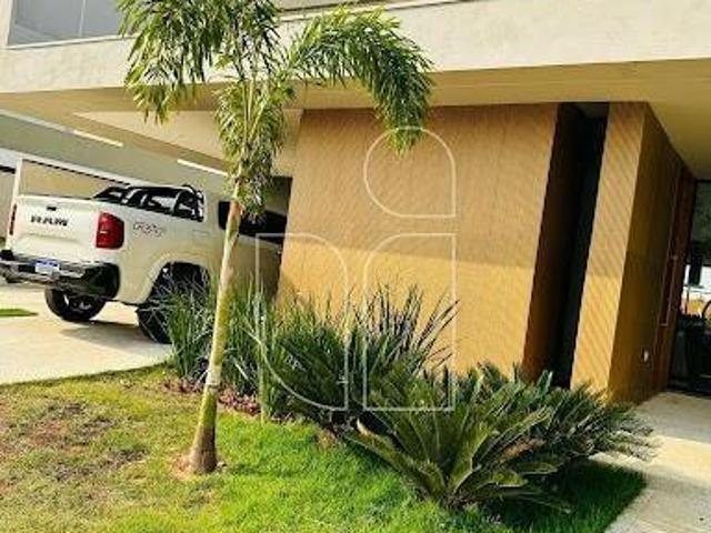 Casa em Condomínio em Terras da Fazenda Marília, SP