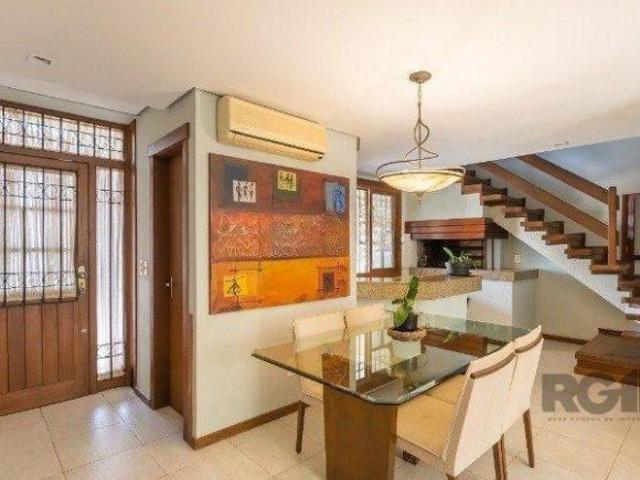 Casa em Condomínio em Tristeza
