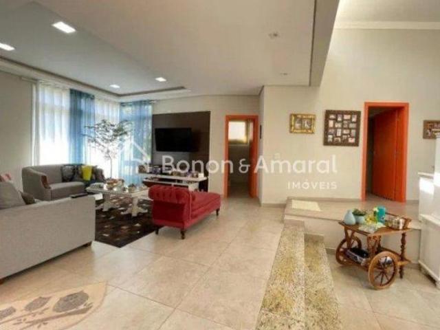 Casa em Condomínio em Valinhos, com 195m² de área construída, por R$ 1.500.000,00