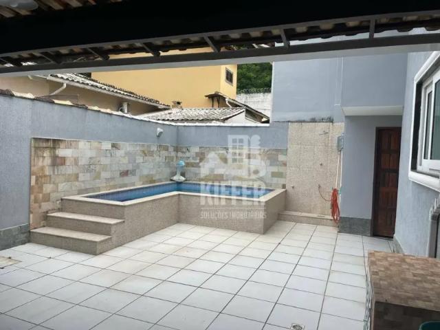Casa em Condomínio em Várzea das Moças 4 Suítes com Piscina