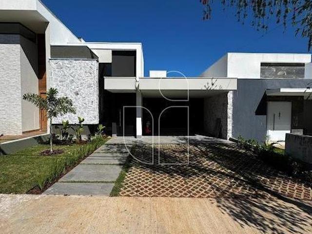 Casa em Condomínio em Verana Parque Alvorada Marília, SP