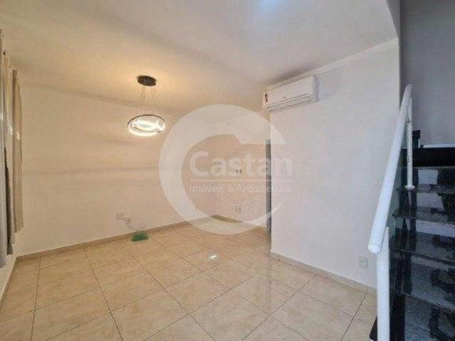 Casa em Condomínio em Vila Carrão