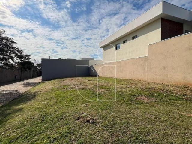 Casa em Condomínio em Villa Flora 2 Condomínio Residencial Marília, SP