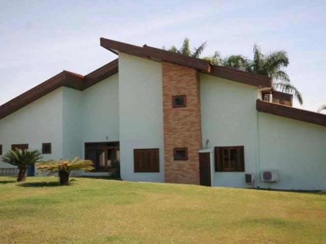 Casa em condomínio exclusivo no Caguassu, Sorocaba SP 3 quartos, 1 suíte, 3 salas, 3 banheiros, 4