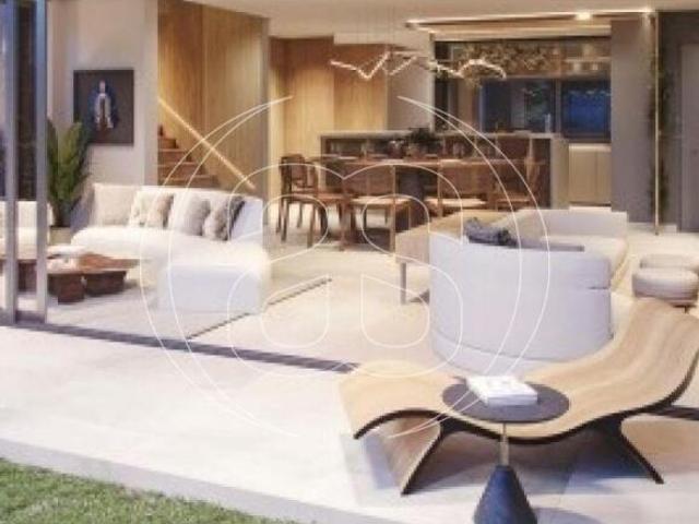 Casa em Condomínio Exclusivo em Moema, com 525m², 3 Suítes, 4 Vagas e Entrega em Maio de 2026