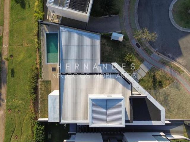 Casa em Condomínio Exclusivo 4 quartos, 4 suítes, 3 salas, 4 vagas