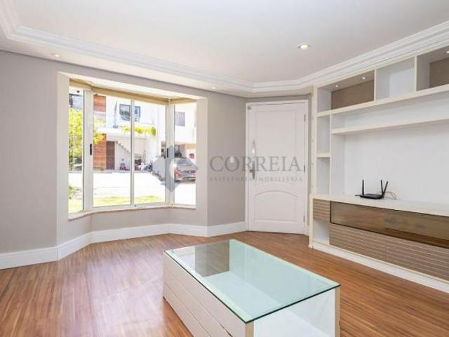Casa em Condomínio Exclusivo
