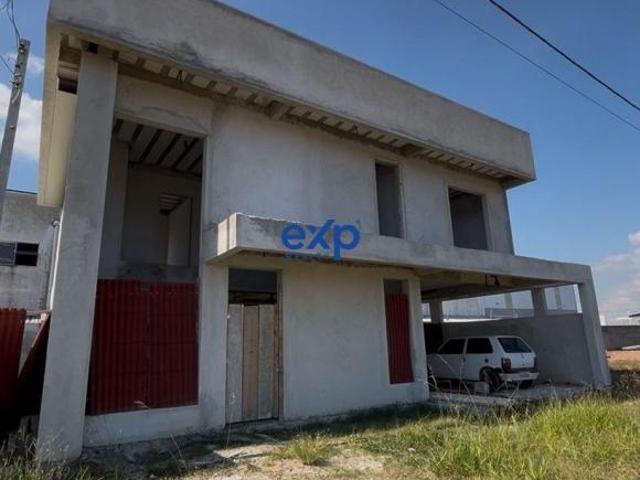 Casa em Condomínio fase de acabamento Excelente Oportunidade