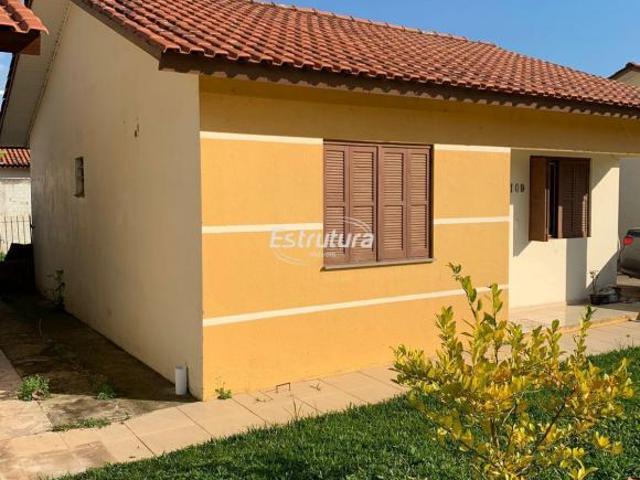 CASA EM CONDOMÍNIO FECHADO