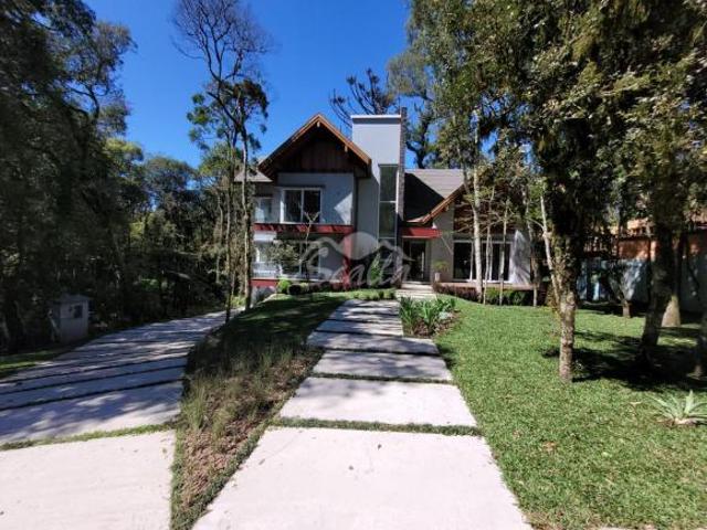 CASA EM CONDOMÍNIO FECHADO