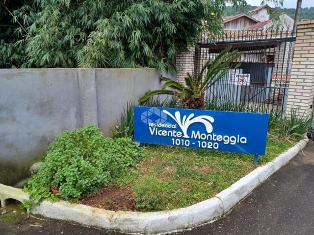 Casa em condomínio fechado, 4 dormitórios, 4 vagas, bairro Cavalhada em Porto Alegre