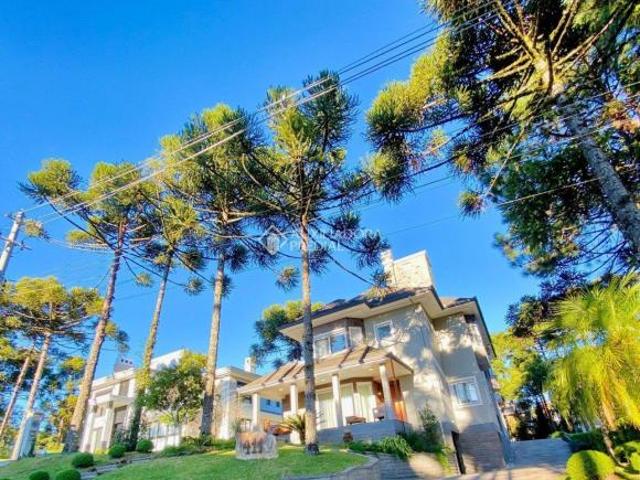 Casa em Condomínio Fechado 4 Suítes Altíssimo Padrão