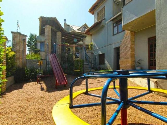 Casa em condomínio fechado