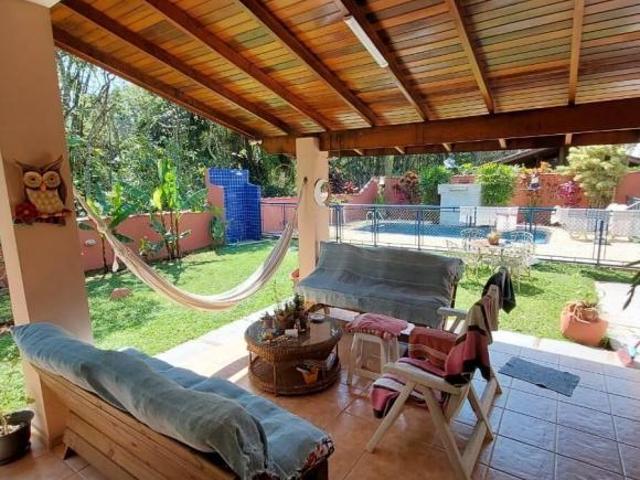 Casa Em Condomínio Fechado | 650m2 Terreno