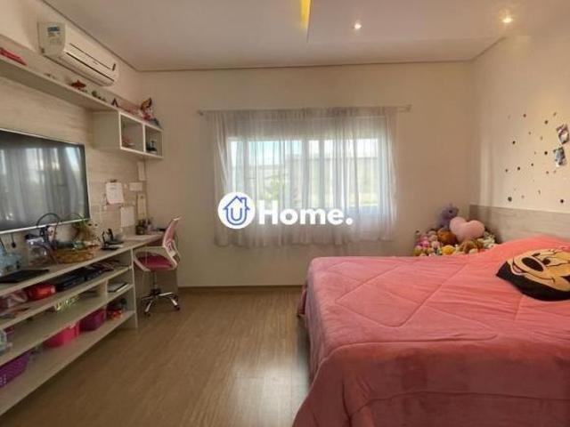 CASA EM CONDOMÍNIO FECHADO