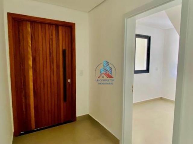 Casa em Condomínio Fechado
