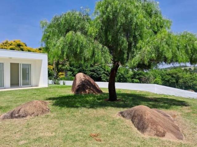 Casa em Condomínio Fechado