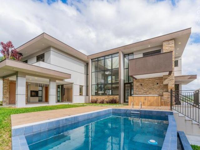Casa em condomínio fechado, 05 suítes, piscina, 08 vagas, Ecoville, Curitiba